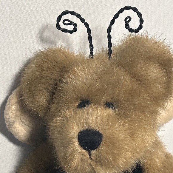 Boyds Bears | Other | Vintage Boyds Bears Clover L Buzzoff Investment ...